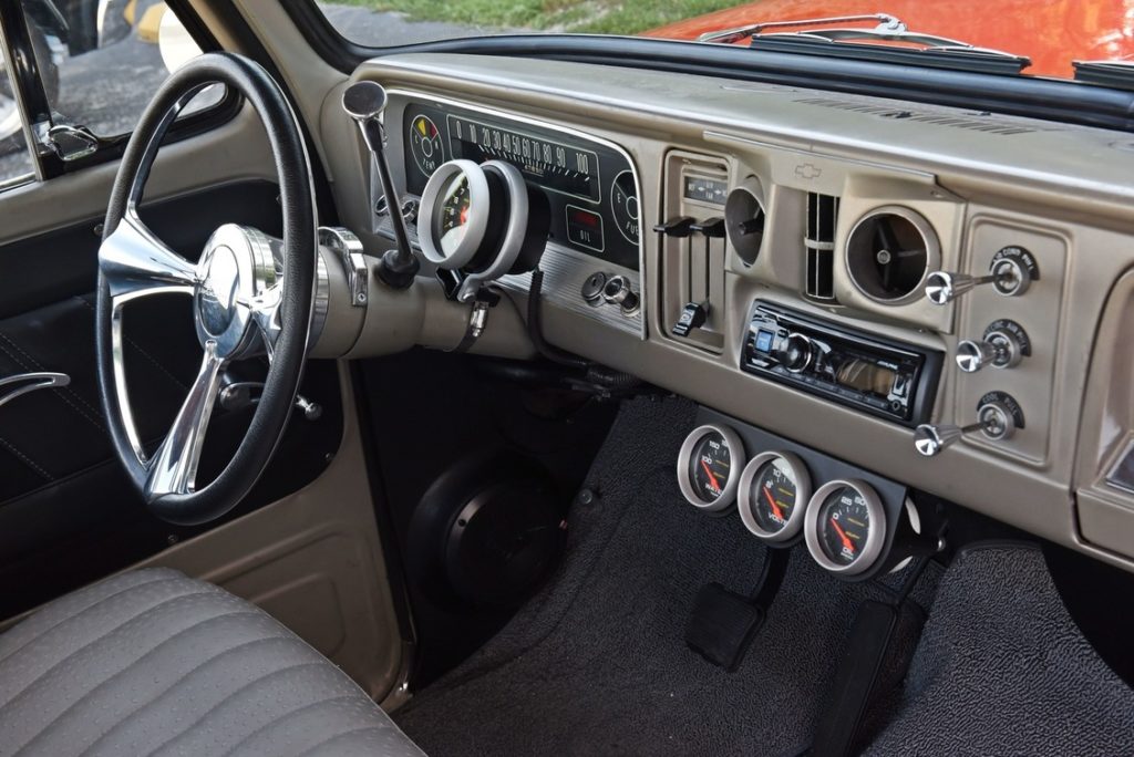 A Pair of 10’s Wrapped up in These Chevy C10 Pickups