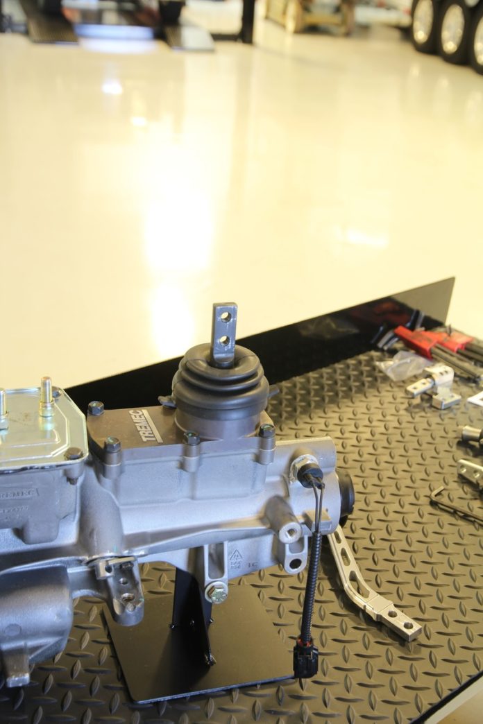 Lokar Performance AxiShift