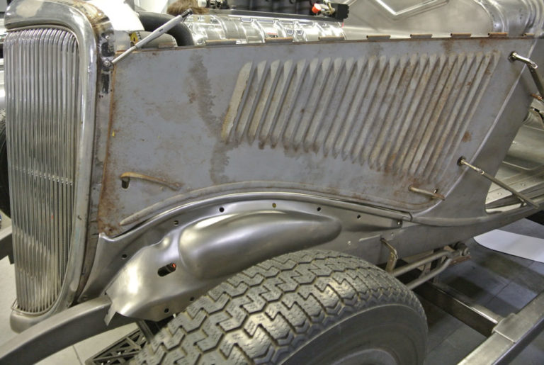 Fabricating a Custom Three-Piece Hot Rod Hood