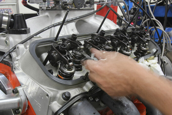 Here is a simple technique to setting valve lash