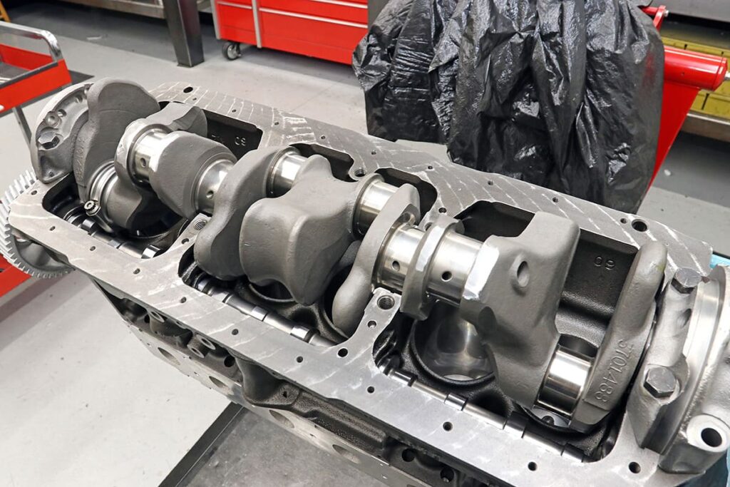 500-horsepower Twin Turbo Chevy straight six cylinder engine