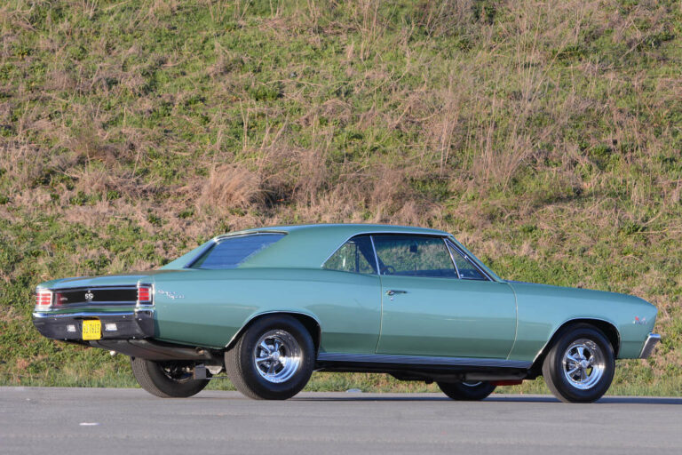 1967 Chevy Chevelle Restomod with a 427ci Big-Block