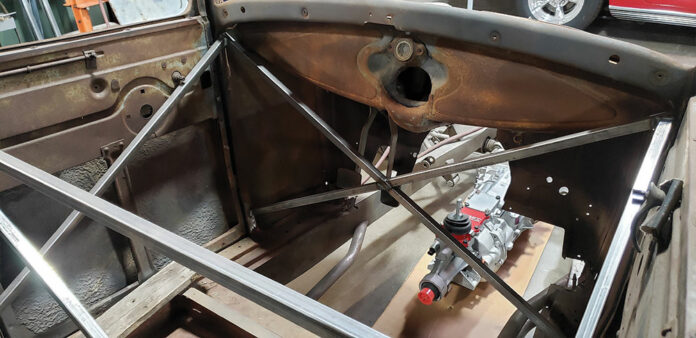 Ford Deuce Coupe Roof Swap Onto a ‘31 Model A