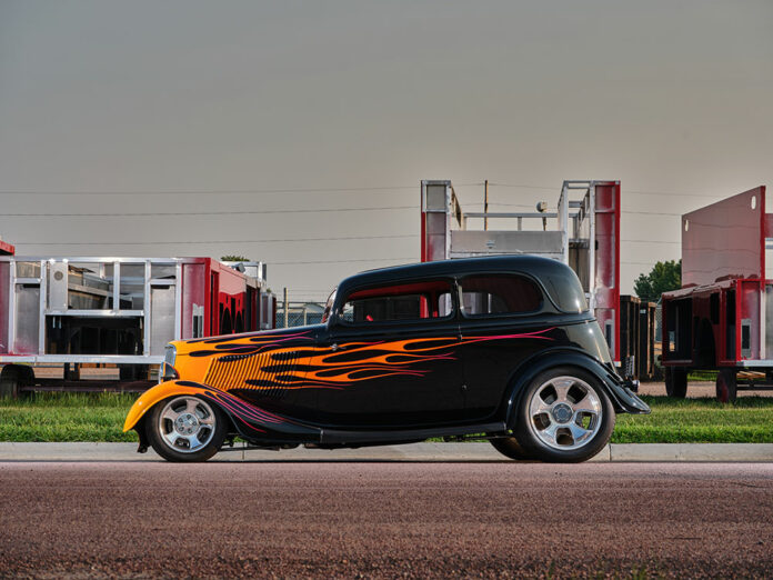 1933 Ford Vicky Packs big-block Chevy V8
