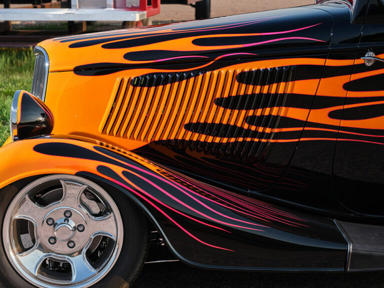 1933 Ford Vicky Packs big-block Chevy V8