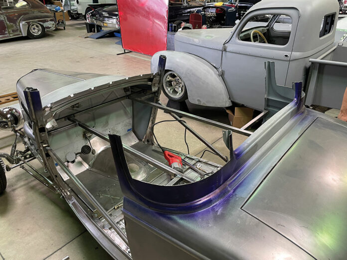 Chopping the Top 1932 Ford Three-Window Coupe How To