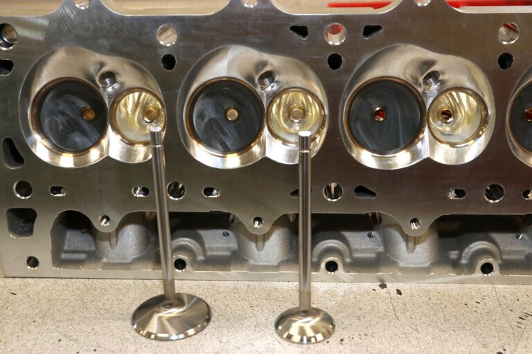 We test the new 3 liter whipple supercharger on a Chevy LS7 engine