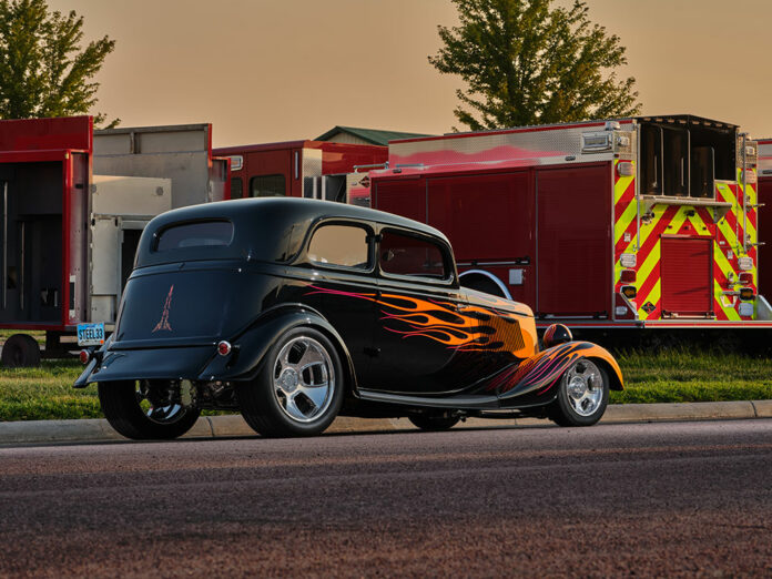 1933 Ford Vicky Packs big-block Chevy V8
