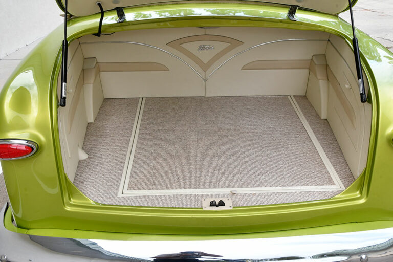 Drop-Top ‘50 Ford Shoebox Show Stopper