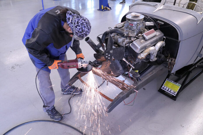 How to Install a Speedway Motors Dropped Axle on Your Model A