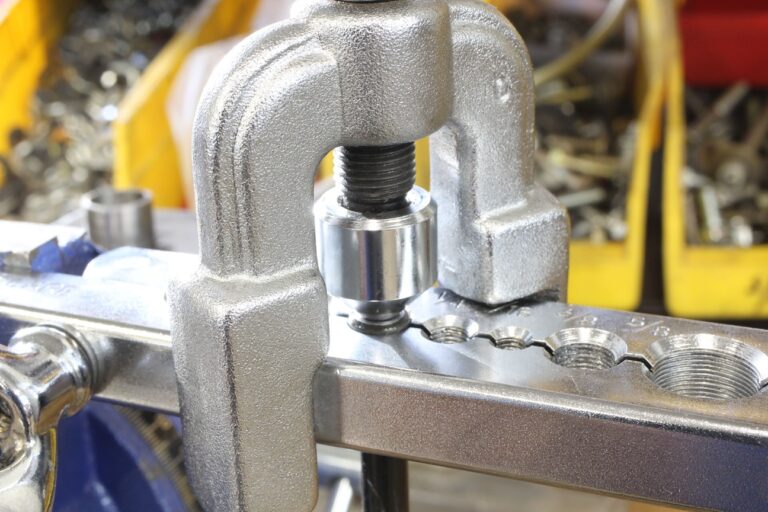 Tubing Flares Made The Correct Way - Simple Tips For Any DIYer