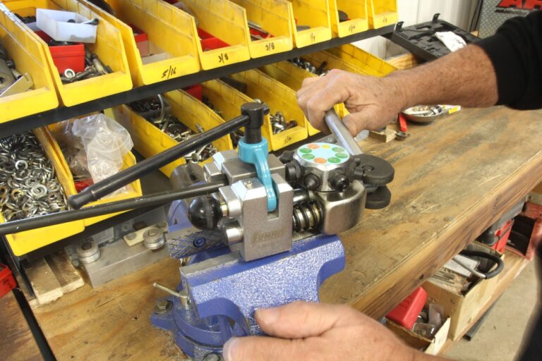 Tubing Flares Made The Correct Way - Simple Tips For Any DIYer