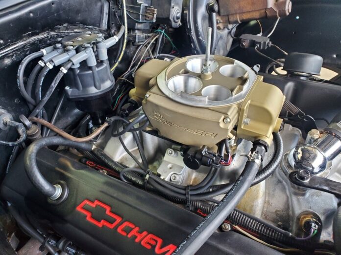 Installing Holley Sniper Quadrajet fuel injection on a 1972 Chevy Nova