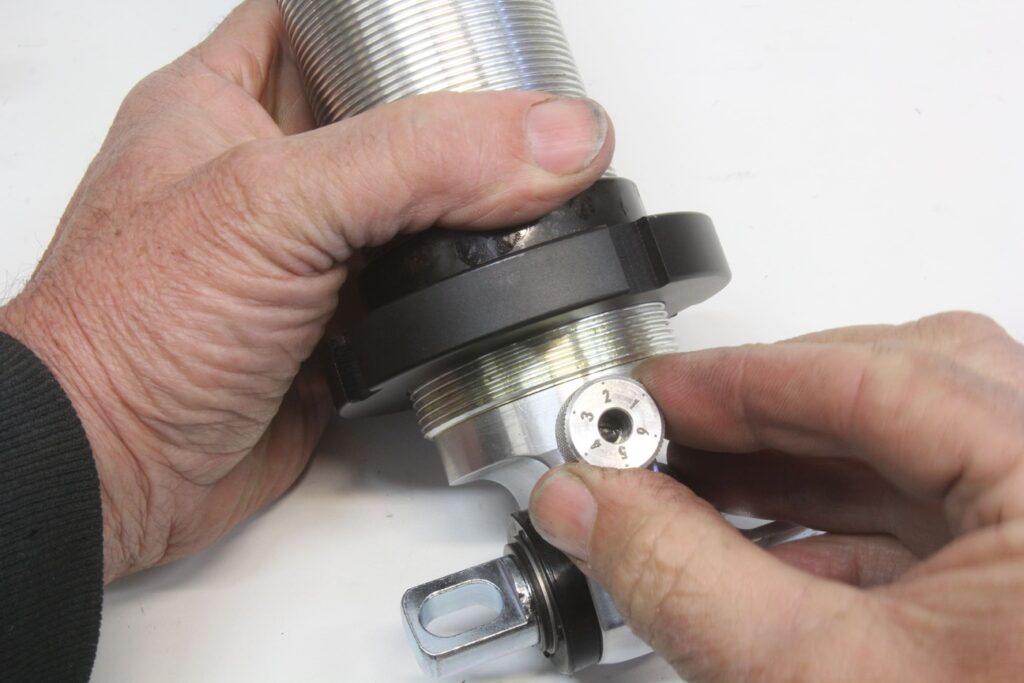 Uncovering the difference between rebound and compression in shock ...