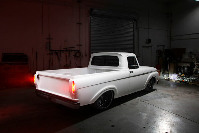 1963 Ford F100 With a Ford Big Block And Tuned Suspension