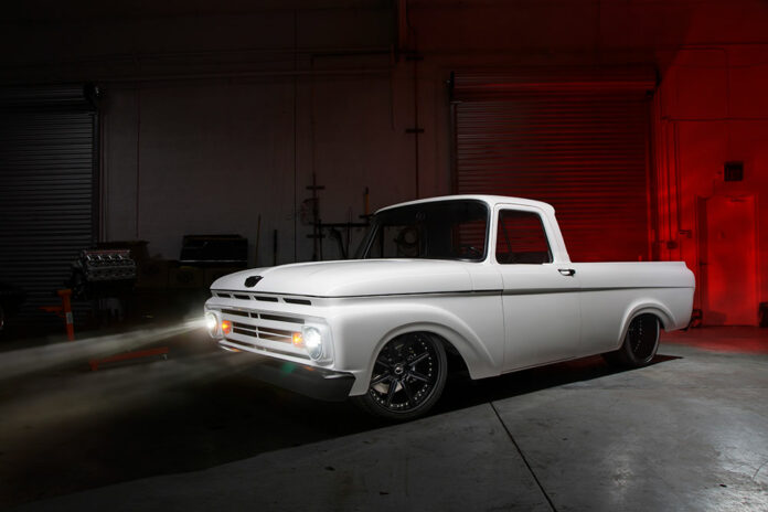 1963 Ford F100 With a Ford Big Block And Tuned Suspension