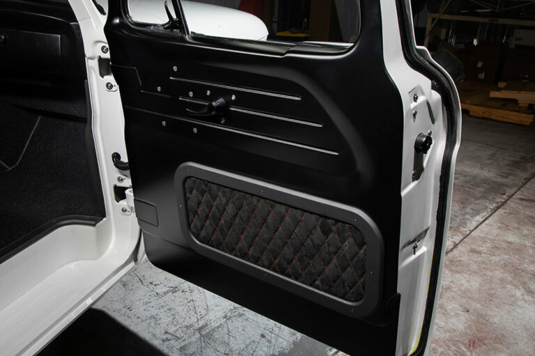 1963 Ford F100 With a Ford Big Block And Tuned Suspension