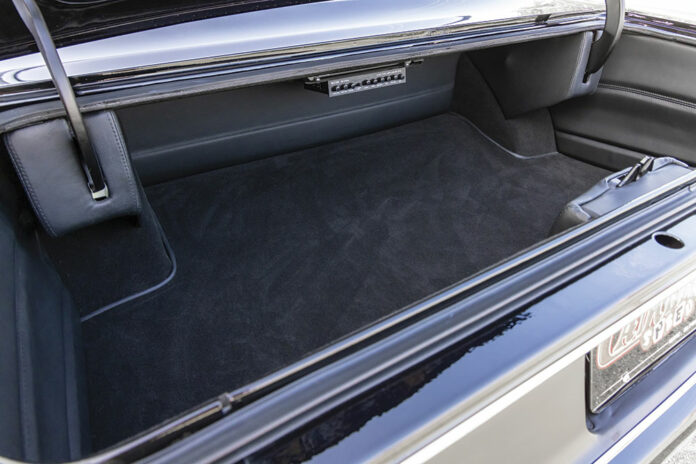 Hellcrate Redeye Hemi Powered 1970 Cuda