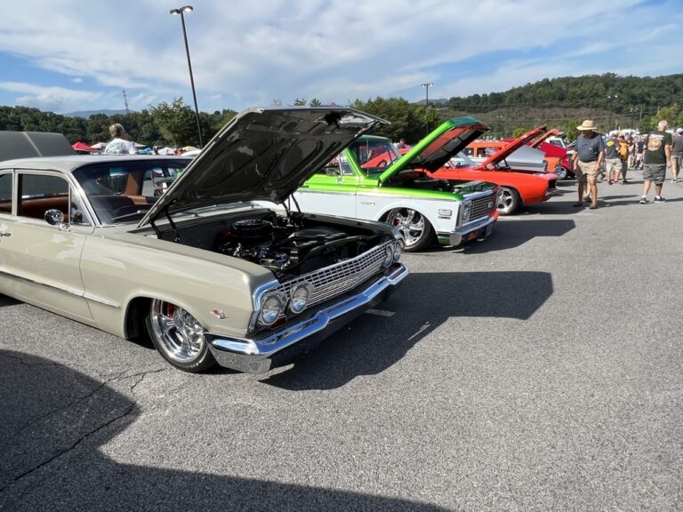 39th Hot Rod Roundup … Starts Strong