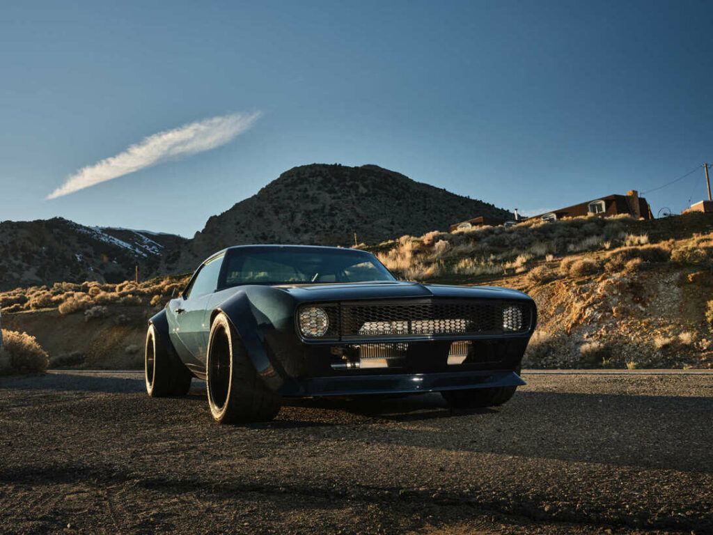 735 HP Fat Fender Pro Touring 1968 Camaro