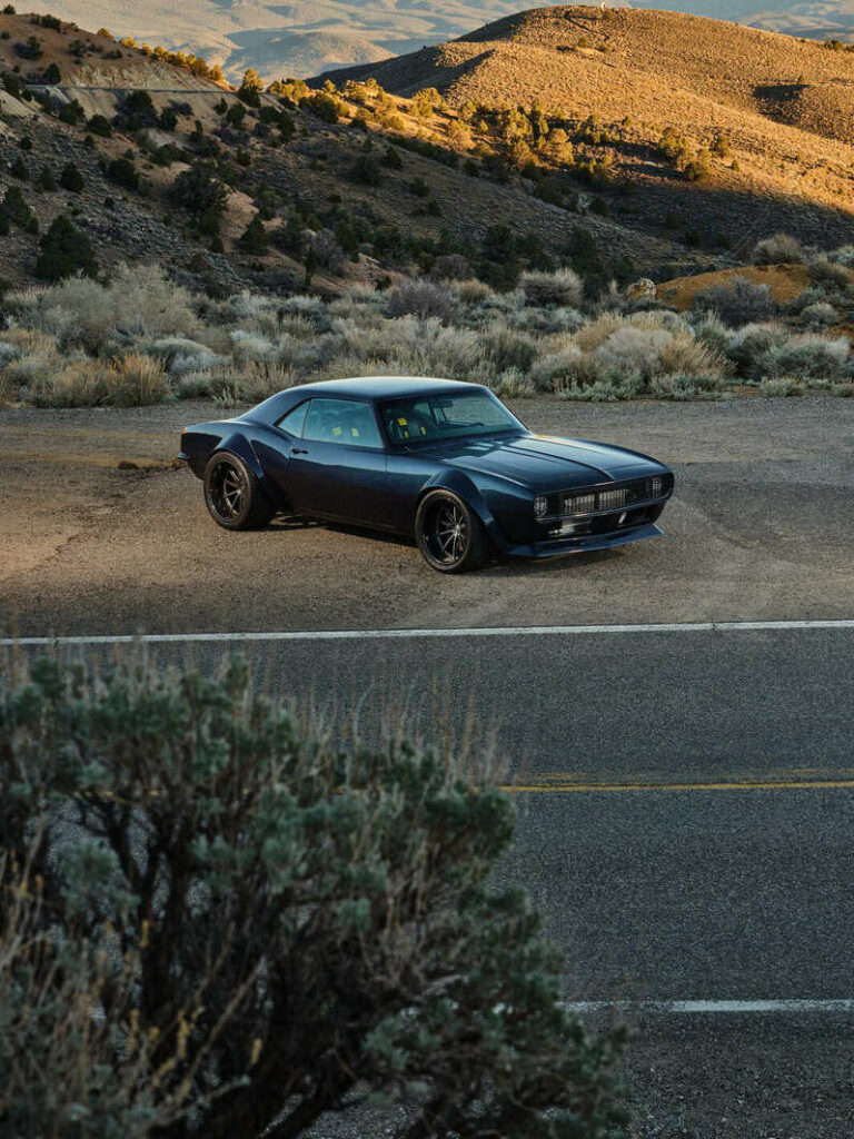 735 HP Fat Fender Pro Touring 1968 Camaro