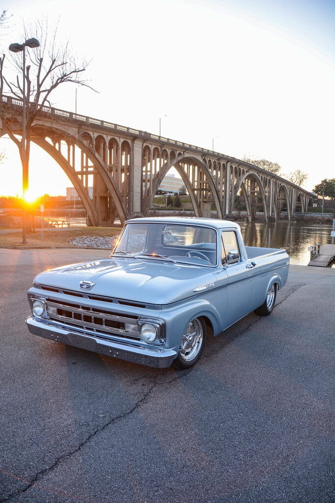 Pate’s Passion: Ice Blue 1961 Ford F100