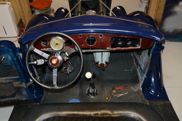 How To Make a Custom Dash For An Early Ford