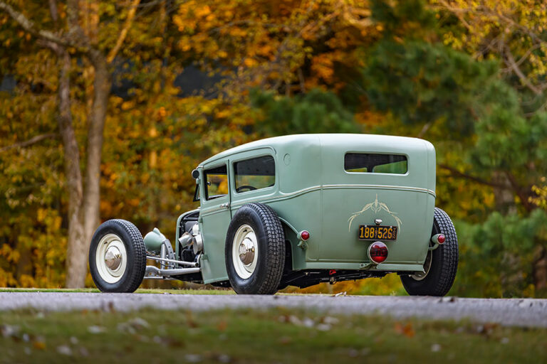Chasing Perfection: 31 Ford Tudor Sedan