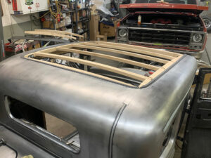 A Ford Model A with style: How to Chop a Hot Rod’s Roof and Make it Unique