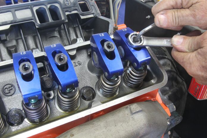 Hydraulic roller cam swap in a Chevy small-block