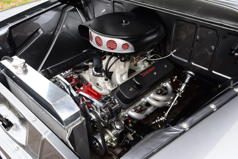 Sareault’s Daily Driven ’55 Chevrolet Task Force