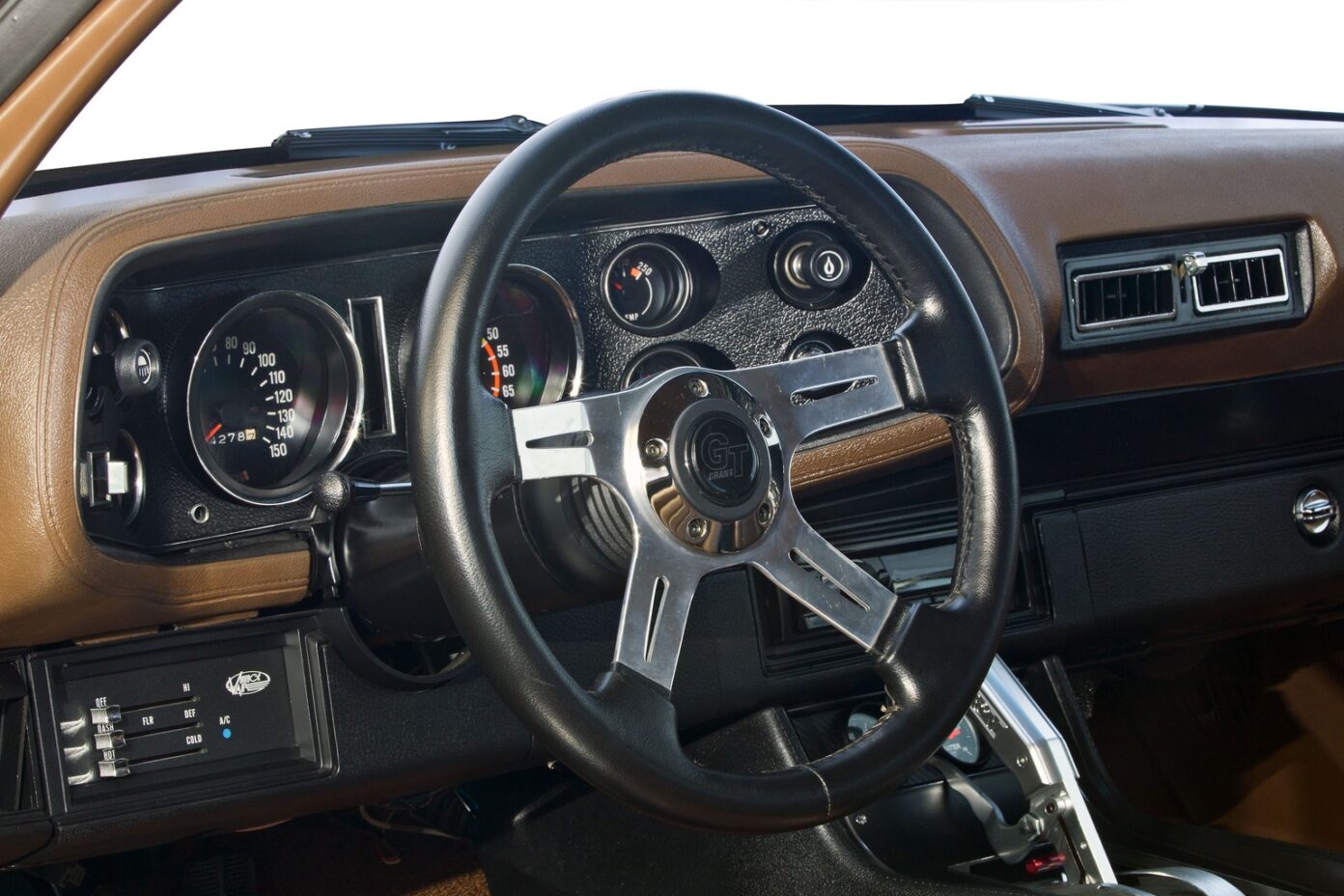 Small-block powered 1971 Camaro Restomod