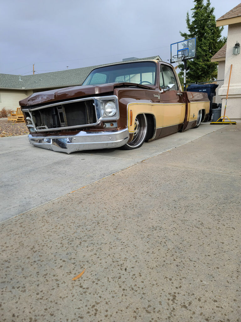 Brownstone 2.0: Instagram Famous Square Body GMC Sierra