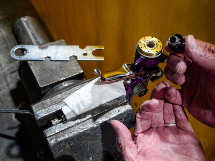 New Automotive Paint Spray Gun Preparation and Maintenance