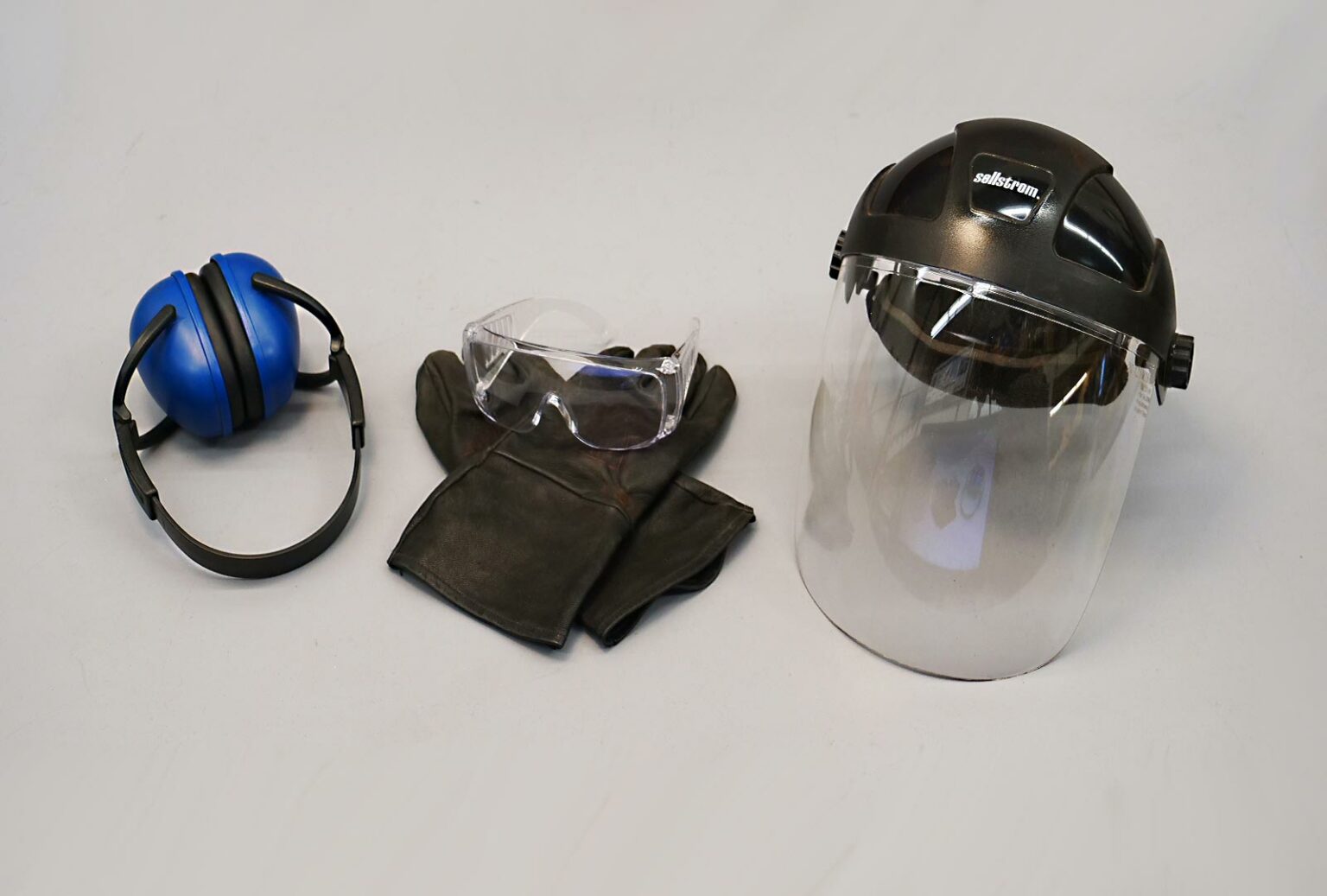 EVERYTHING YOU NEED TO KNOW ABOUT METAL PREP