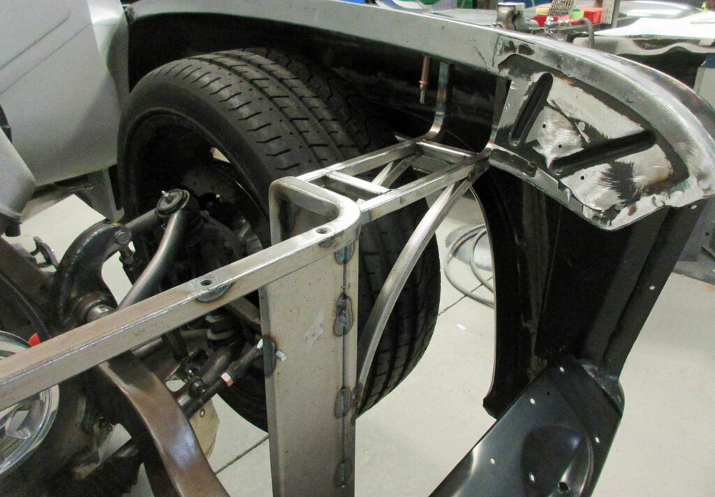 Crafting an Aluminum Custom Fan Shroud