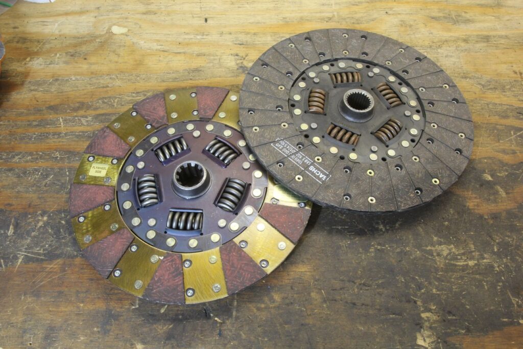 How A Clutches Work - Back Muscle Car Clutch Operation