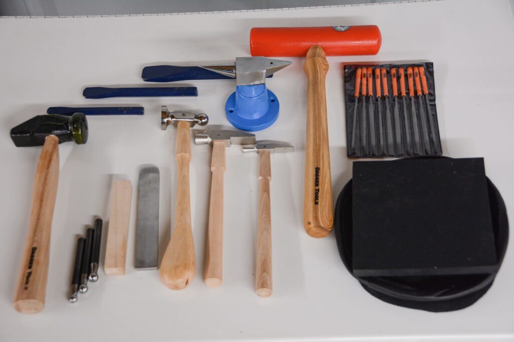 How to Restore Beat-Up Aluminum Side Trim on a ‘60s Chevy