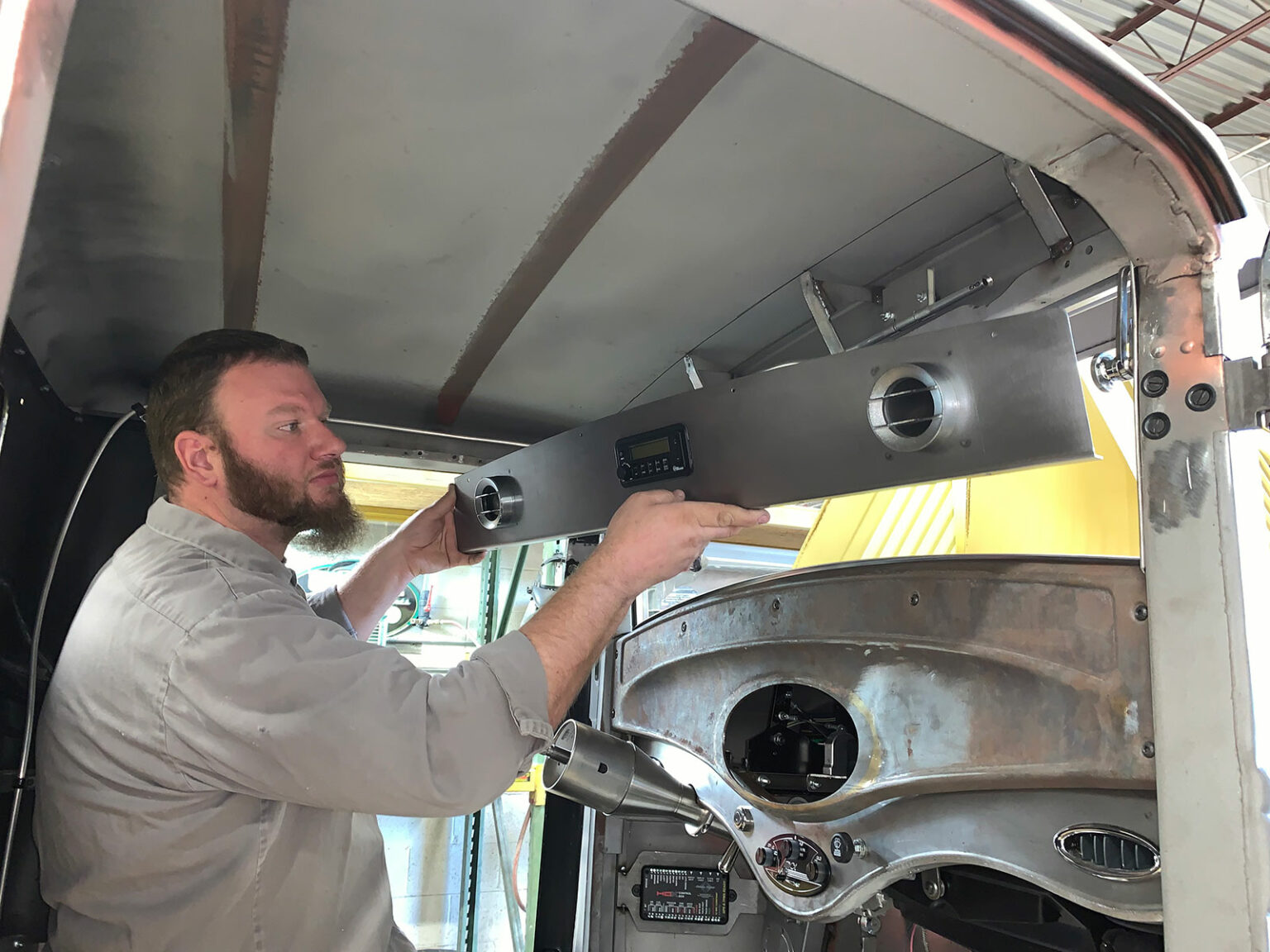 How To Make Custom Stereo Brackets