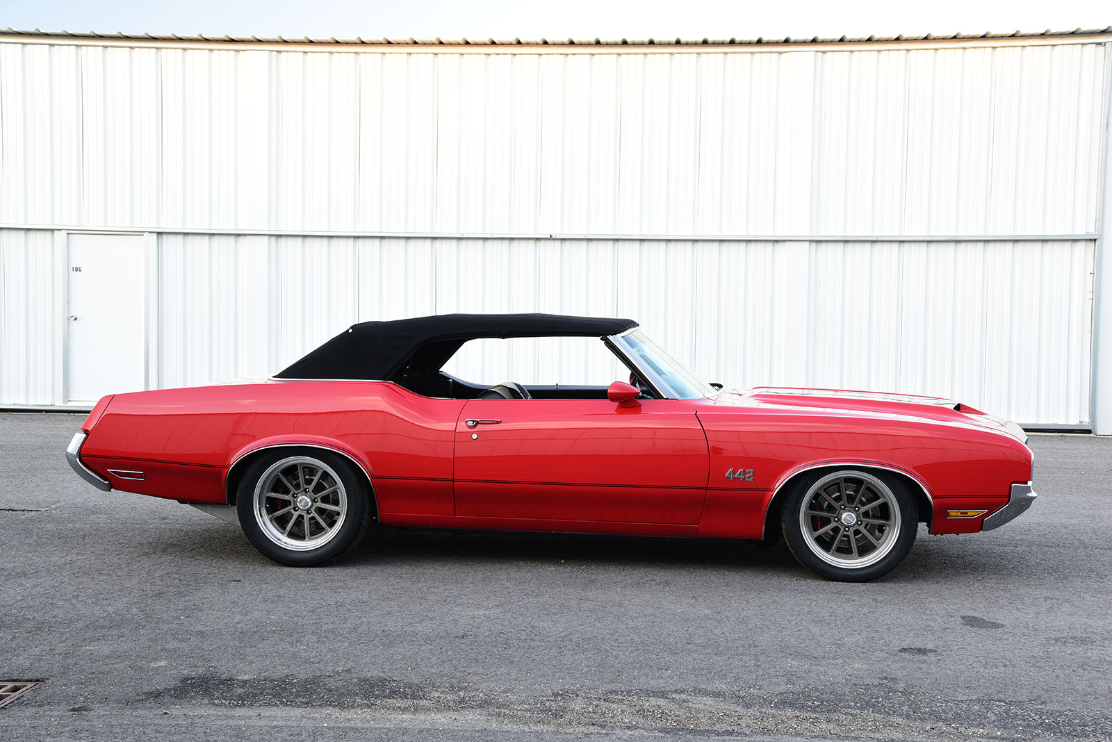 Classy Oldsmobile 442 Looks With Brute LS Power