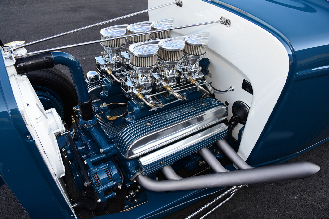 Traditional & Timeless ‘32 Ford Roadster