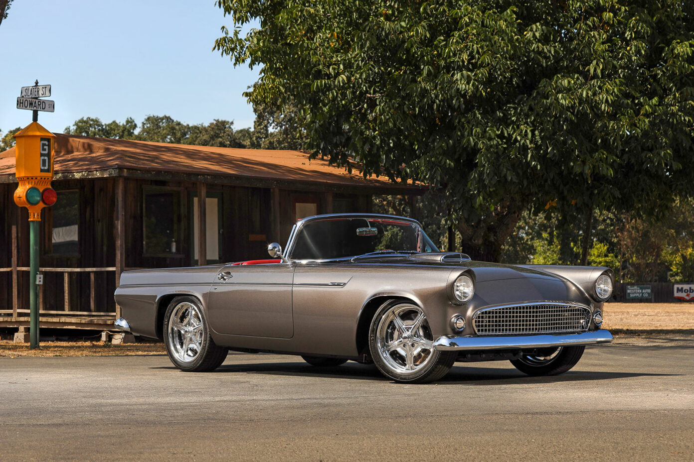 This Coyote-Powered ’55 Ford Thunderbird Restomod Has Unmatched Style