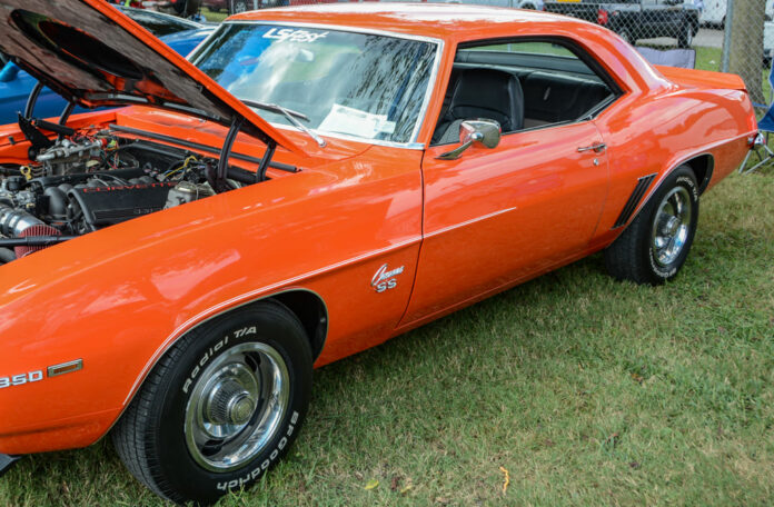 Everything You Need to Know About First-Generation Camaro Stripes