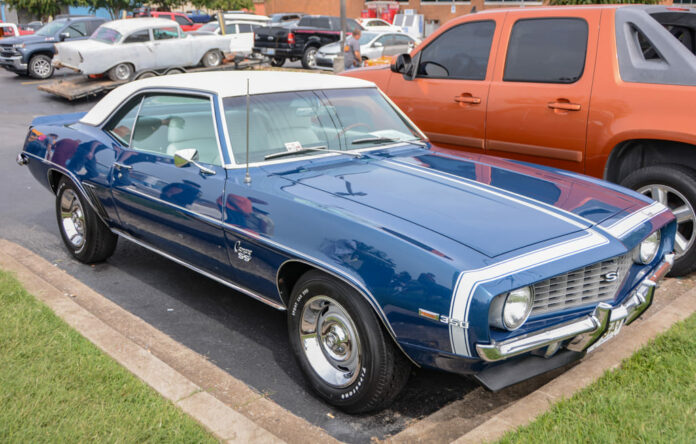 Everything You Need to Know About First-Generation Camaro Stripes