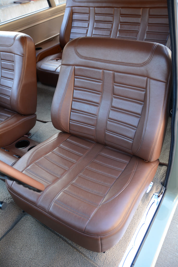 A Slick ’64 Suburban with a Surprise Under the Hood