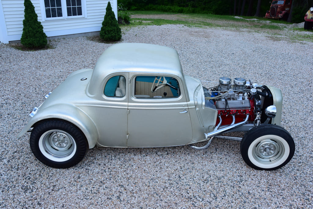 Classic East Coast–Styled ’34 Channeled Ford Coupe Personifies Kool