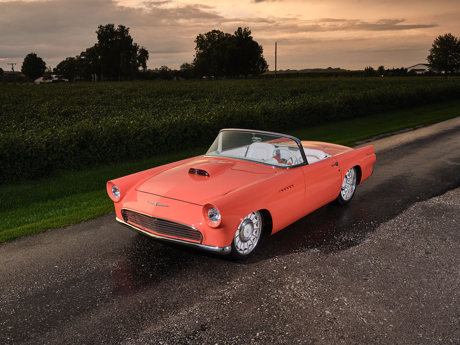 1955 Thunderbird With Shocking Looks & Performance