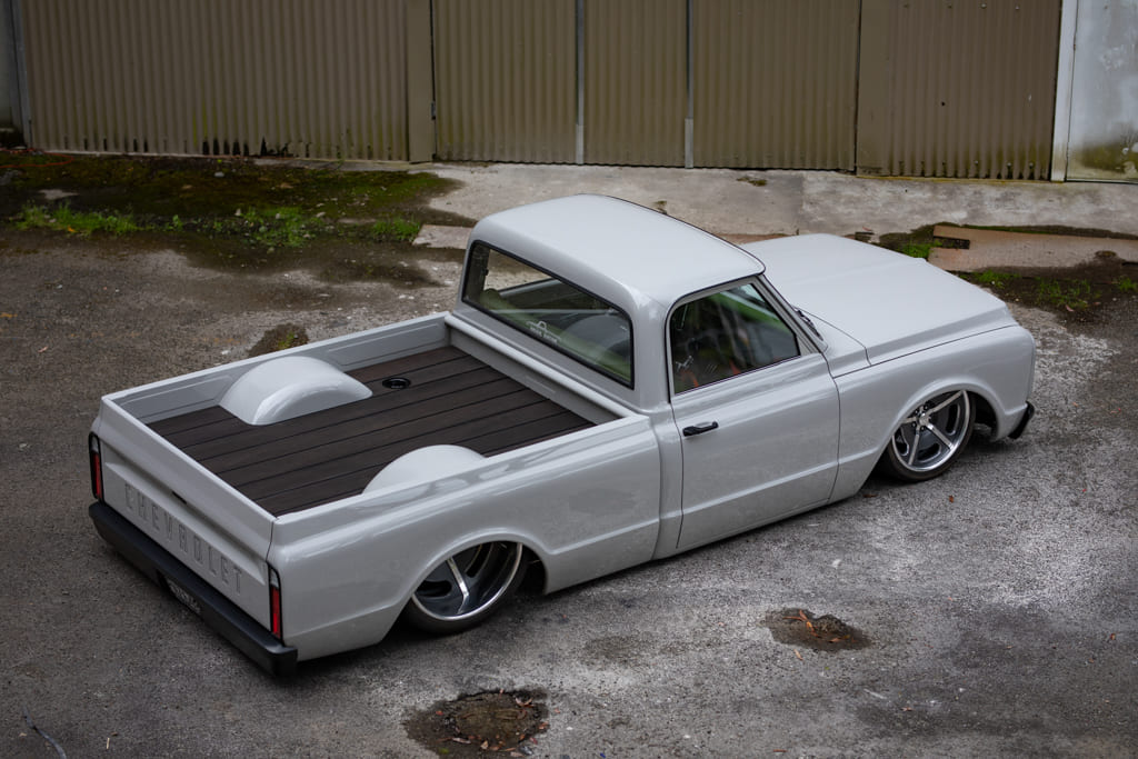 Todd & Natasha Collins’ Kruzin Kustoms–Built 1971 C10
