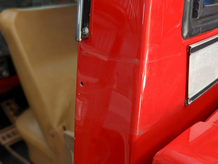Replacing Back Cab Molding on a Chevy Squarebody