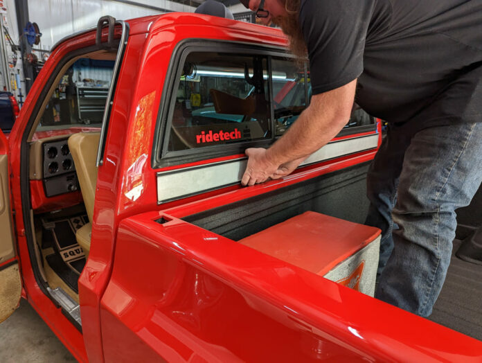 Replacing Back Cab Molding on a Chevy Squarebody